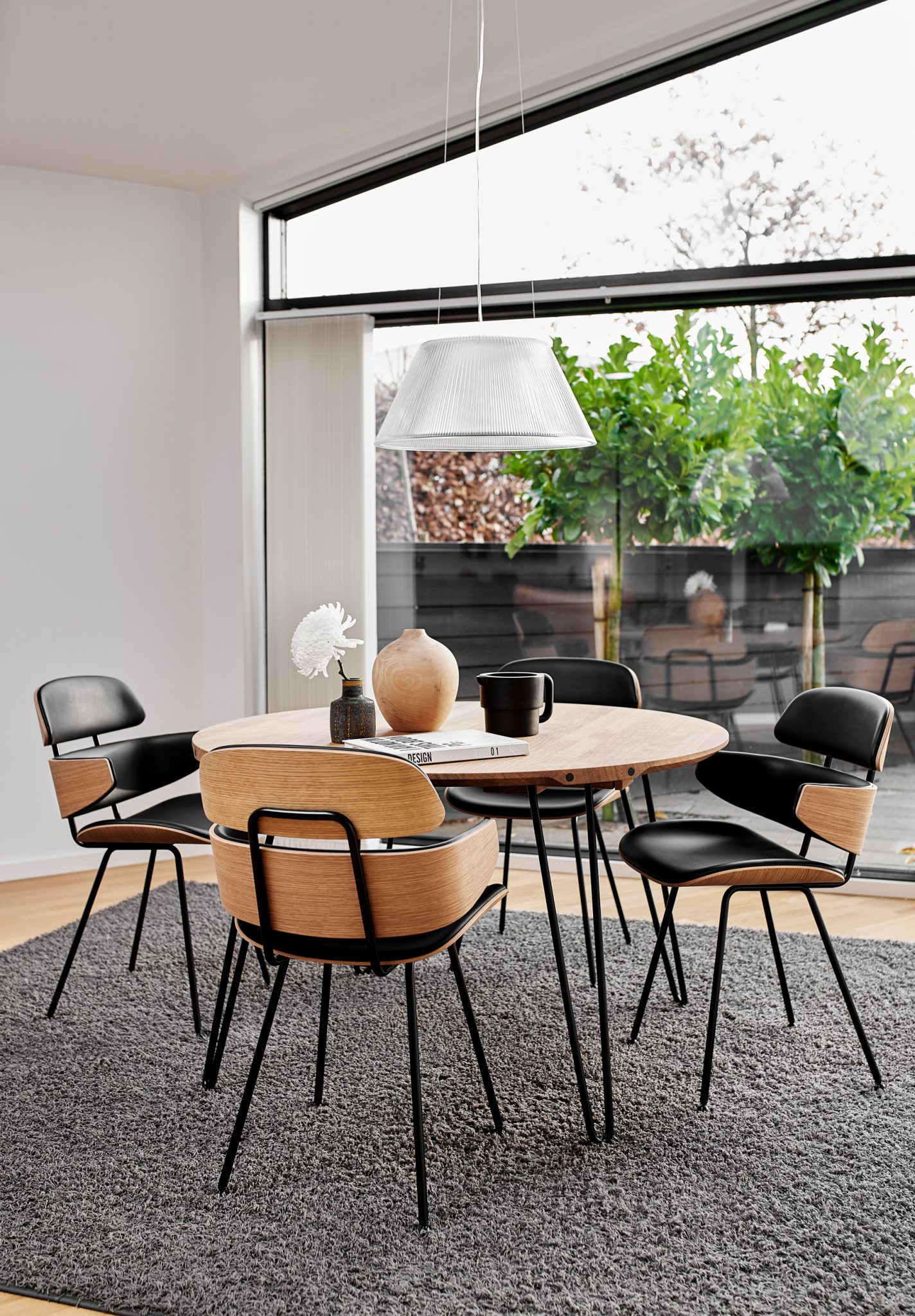 GM 6600 round table - Naver Collection