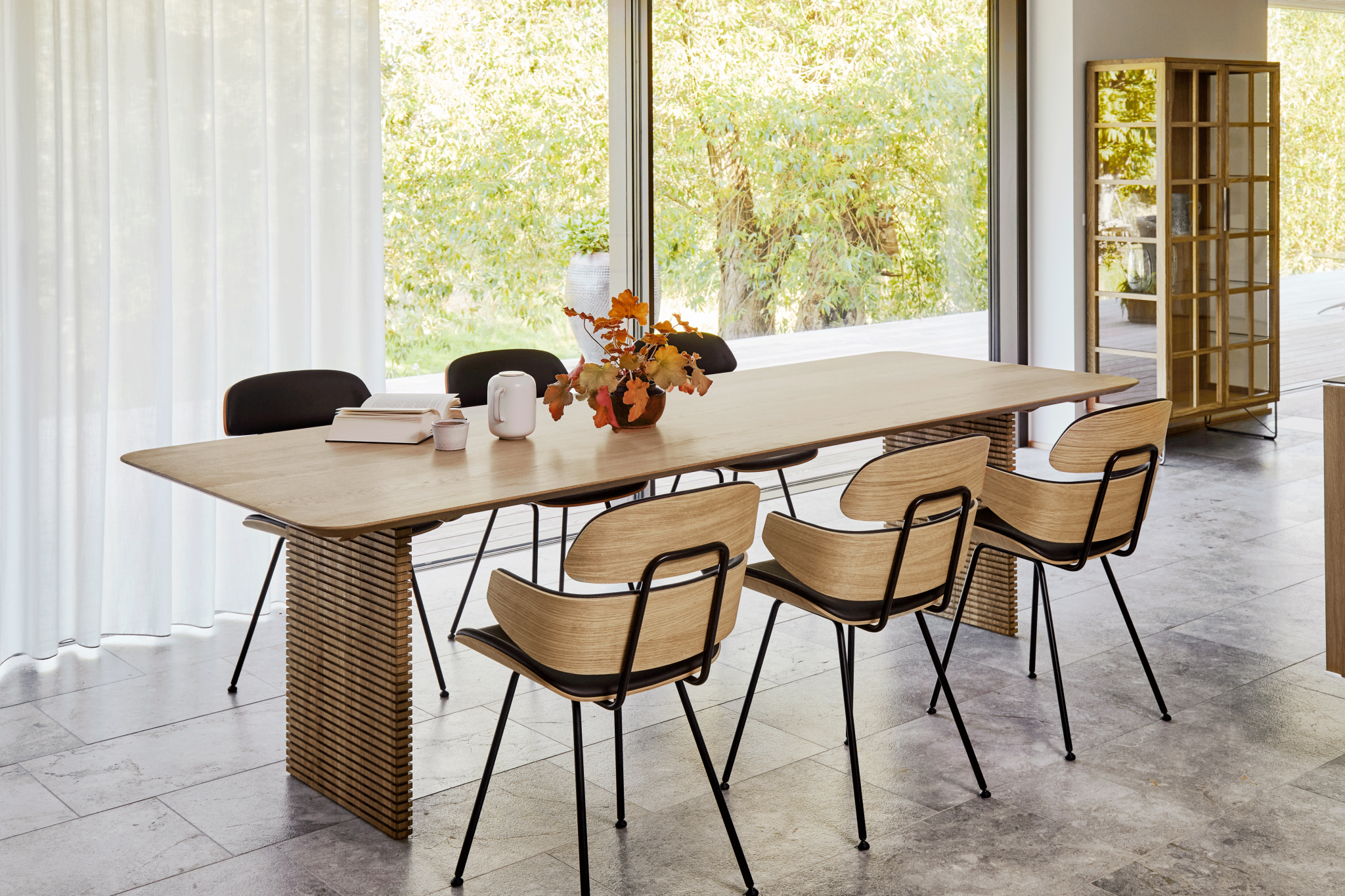 GM 3520 Quarter table - Naver Collection